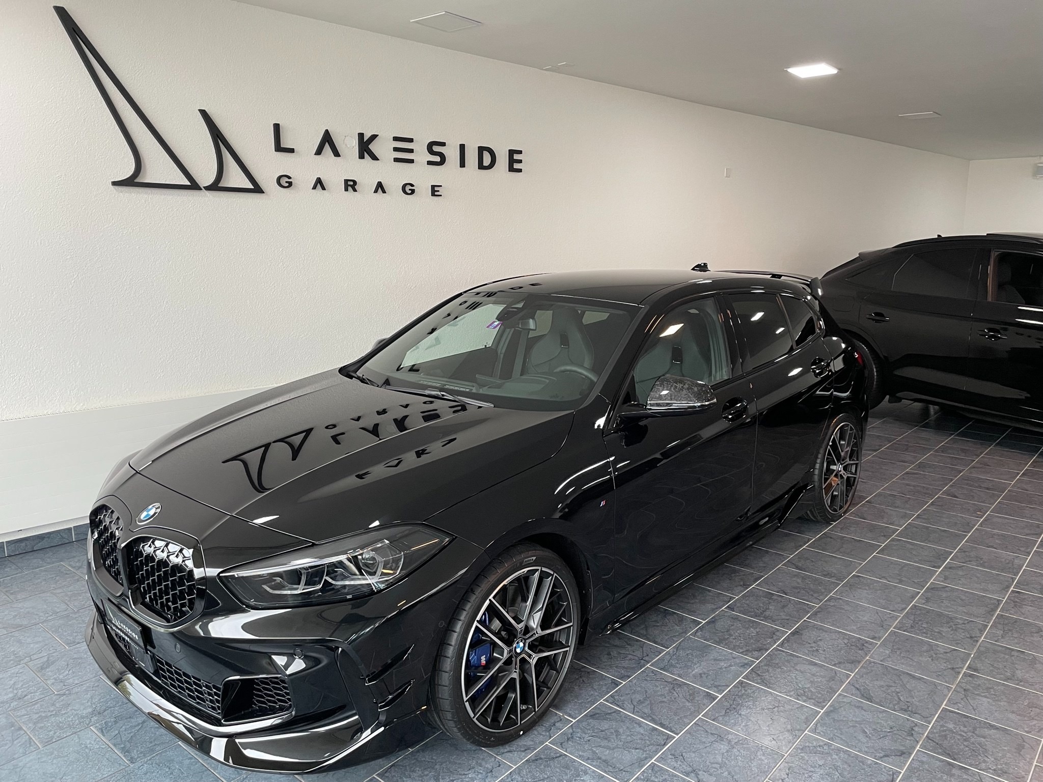 BMW M135i xDrive Swiss Performance Steptronic (Limousine) - Lakeside ...